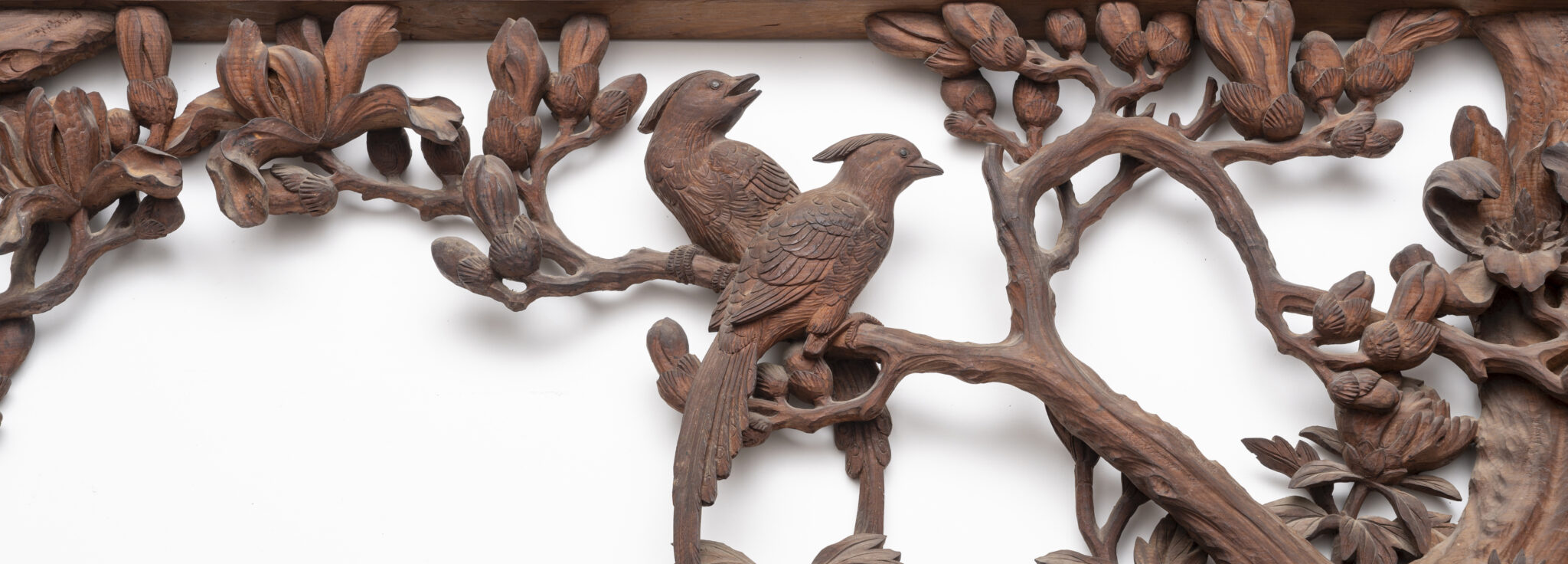 TAKENAKA CARPENTRY TOOLS MUSEUM | INAMI Wood Carvings: Sculpting Narratives